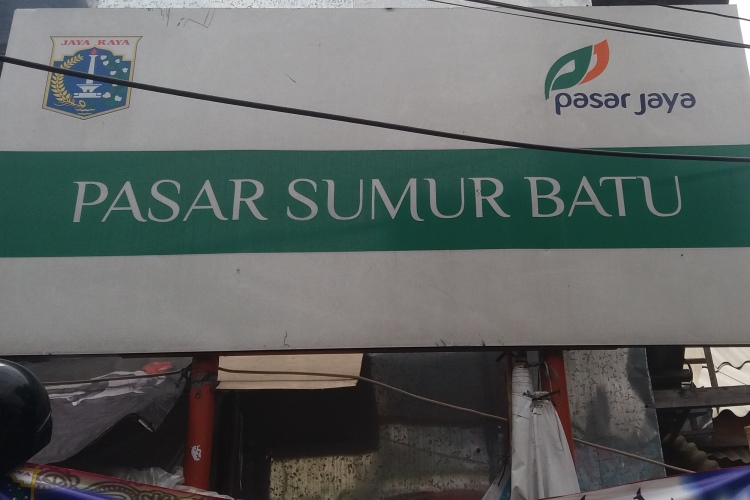 Pedagang di Pasar Sumur Batu Wajib Patuhi Protokol Covid-19 - PONTAS.ID