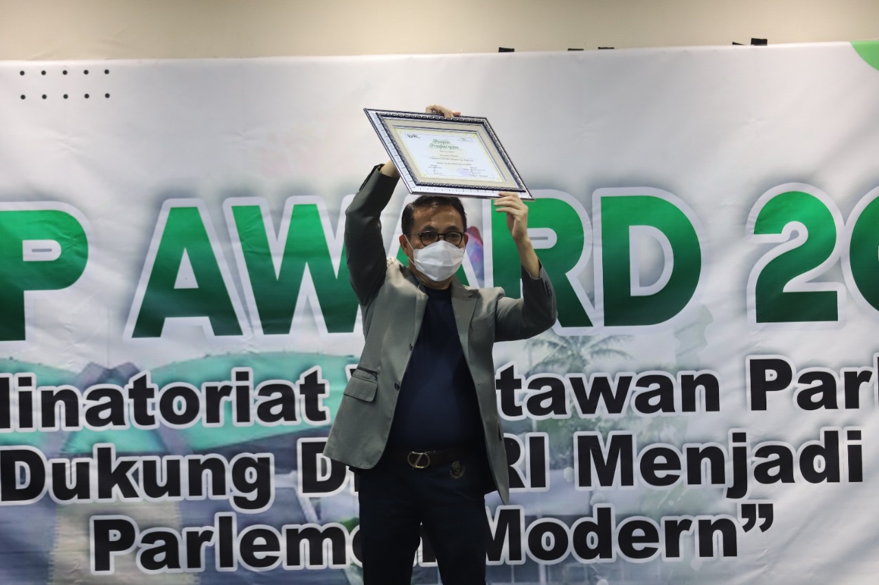 Raih Legislator Visioner dan Inovatif, Herman Herry: Motivasi Bagi Saya ...